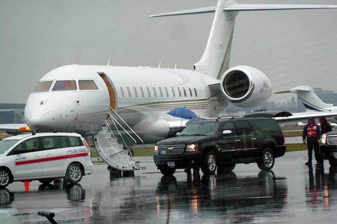 13 Most Expensive Celeb Private Jets: When flying first class just won ...